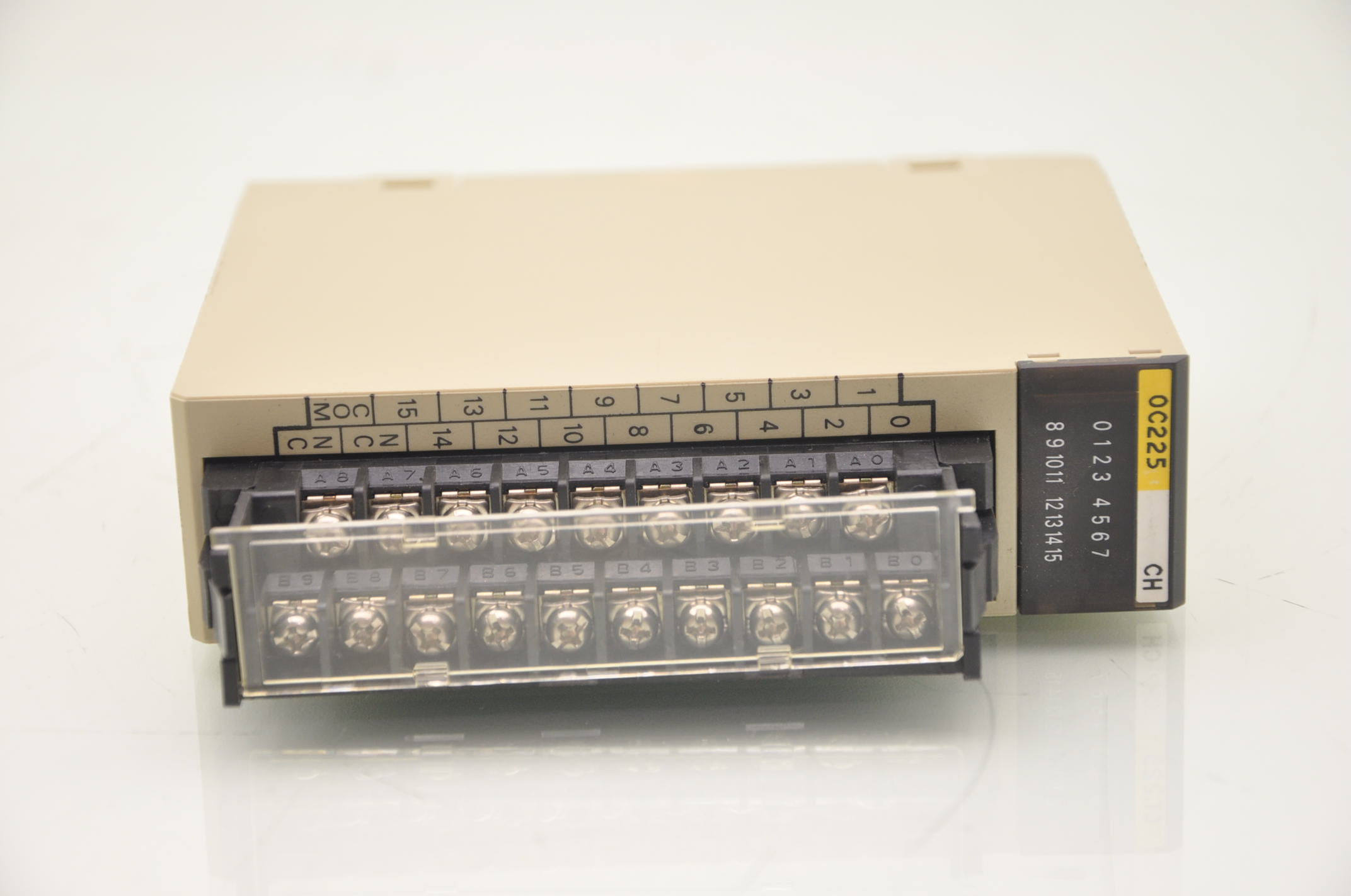 Omron PLC C200H-OC255 OUTPUT MODULE 16 POINT[品牌 价格 图片 报价]-易卖工控网