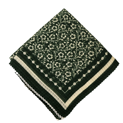 常乡缘印花女镂空花边方巾