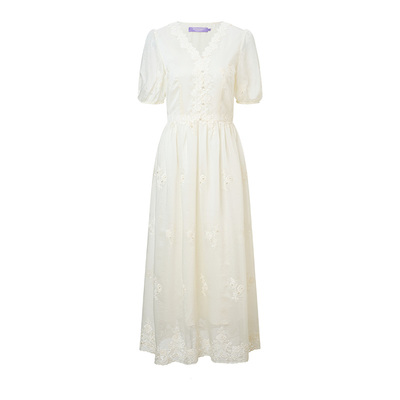 蕾丝装饰收腰X型连衣裙