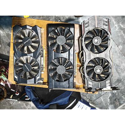 可维修议价  卡rx5604gr93704ggtx7602g两张亮机卡一共五张卡都是