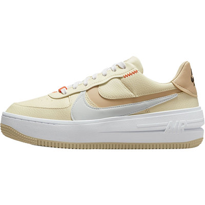 低帮耐克女子运动板鞋