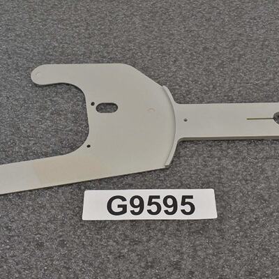 Lam 715-130092-008 End Effector 200mm