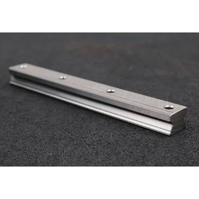 THK Lineare Fhrungsschiene SR25200L Lnge 200mm unbenutzt