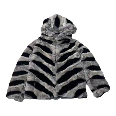 2025冬季时尚新款龙猫色皮草外套