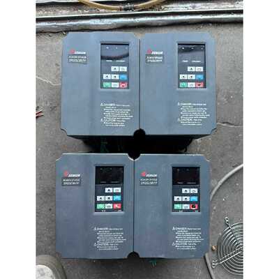 议价众辰变频器2.2KW.H6400S2R2G3R7PD拆维修