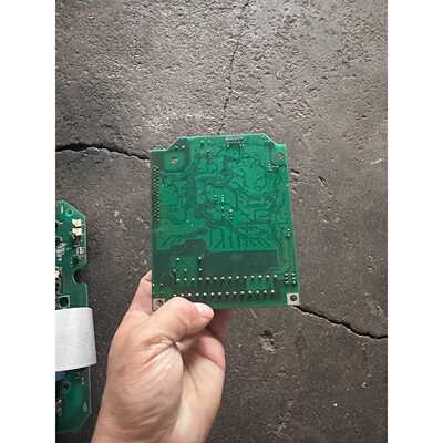 议价日博RB600III3011GB变频器11KWCPU维修