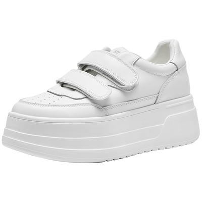 2026年春季新款女士时尚休闲鞋