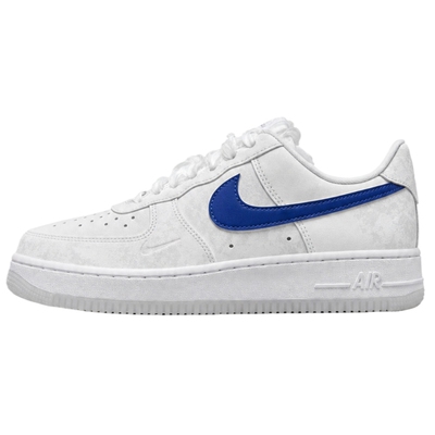 NIKE耐克女子AIR FORCE 1 '07空军一号复古板鞋运动鞋IW1235-121