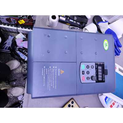 下单前咨询拆机云林变频器 11KW/15KW 型号MT100-3011