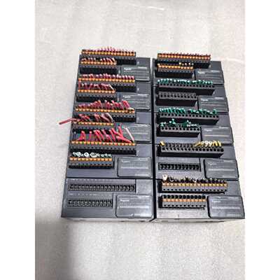 询价下单施耐德tm3扩展模块tm3dm24rg，拆机十个，实物拍摄成