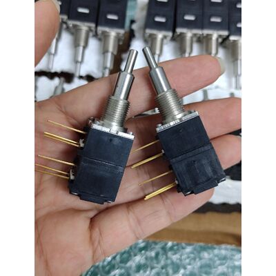 非标价电位器A50KOHM26M905MEXICO议价