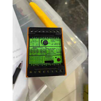 IFM Effector type AZ33-B 库存现货