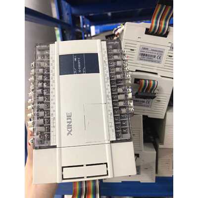 在线议价信捷plc模块XC-E16X16YT-E，功能包好，实物拍摄