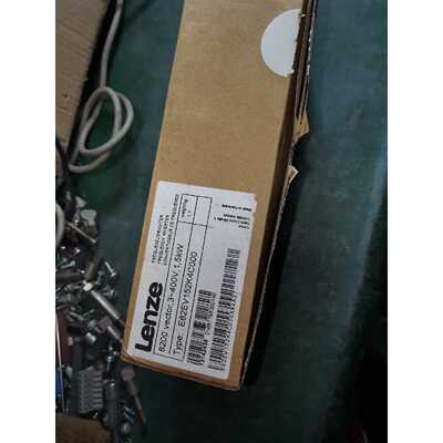 全新原包装伦茨变频器E82EV1524C000配件都在