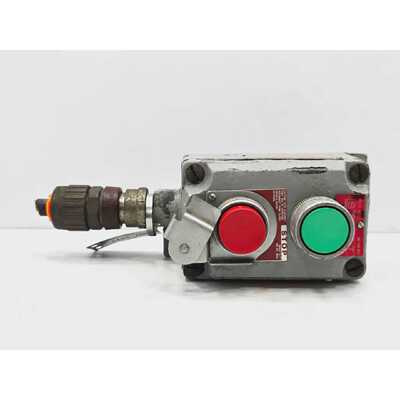XCS0B4LO KILLARK DOUBLE PUSHBUTTON WITH LOCKOUT COVER
