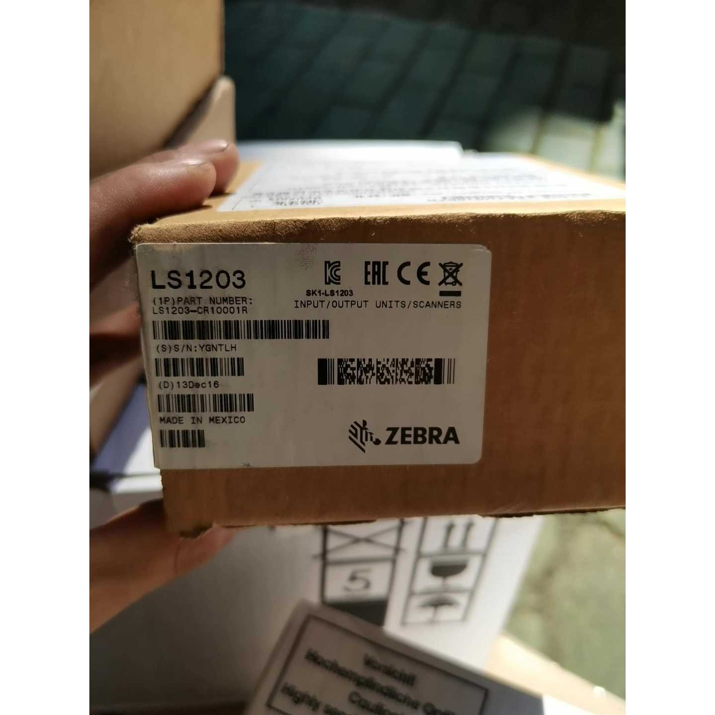 议价ZEBRA斑马1203激光条码扫描枪全新原包装带线维修