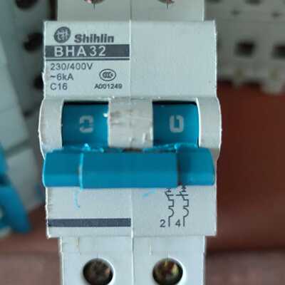 BHA32 C16 士林空气开关 拆机测试好 工业断路器 配件