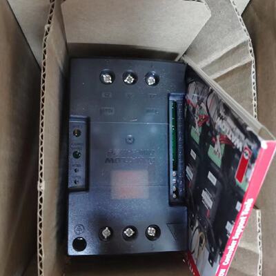 议价原装WATLOW瓦特龙固态继电器DC10-40P0-0000 C42218