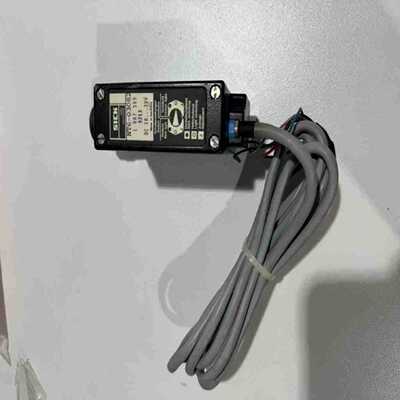 议价SICK施克西克NT603082传感器漫反射光电开关对射型传感器