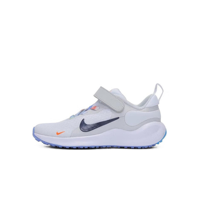 耐克Nike透气魔术贴运动休闲鞋