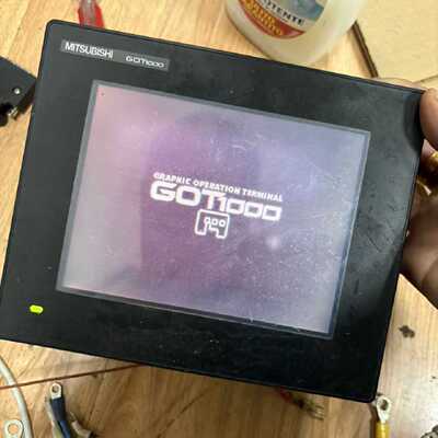 GT1055-QSBD-C二手拆机三菱触摸屏实物图拍摄包好用-议价