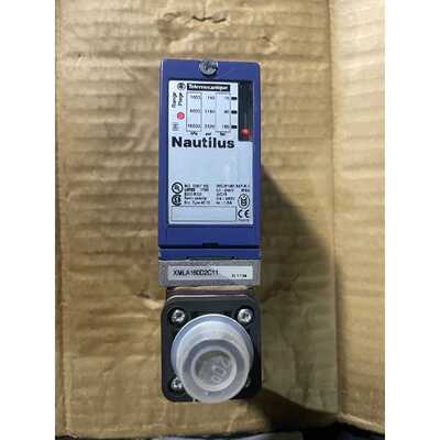 XMLA160D2C11 压力开关 压力传感器，新的，议价