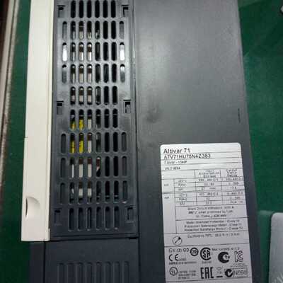 议价施耐德变频器ATV71HU40N4Z383现货销售质保一年功率4KW三相38