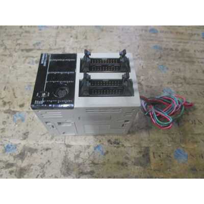三菱FX3UC64MTD可编程控制器24VDC0.1AFX3UC64MTD*已测试*