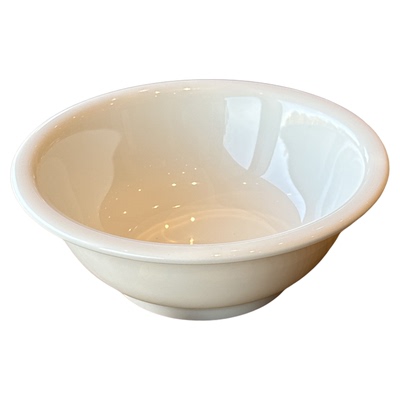 Tuxton乳白陶瓷8英寸大汤碗