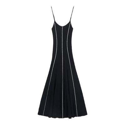 设计吊带撞色修身大摆针织连衣裙