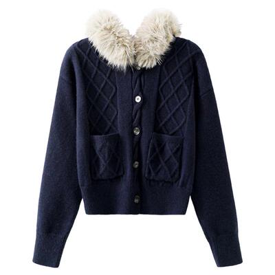 夕蒙2025新款冬季韩系设计感小个子软糯慵懒小众藏蓝毛领开衫毛衣