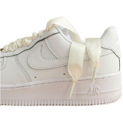 棕色白色丝绸丝带绸缎缎面缎