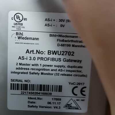 议价必威网关BWU2702拆机两台成色如图感兴趣的私聊议价维修