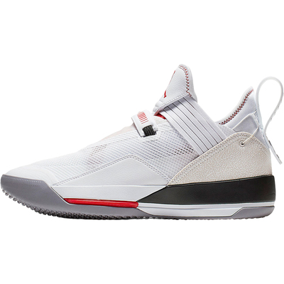 耐克男士网面透气运动篮球鞋