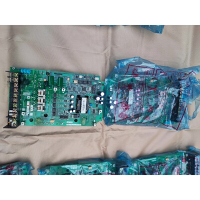 A54MA3.7E全新三菱A540变频器驱动板BC186A4