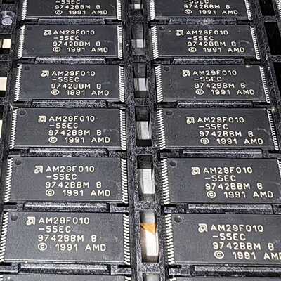 询价-AM29F010-55EC，放了30年，货还是这么漂亮，
