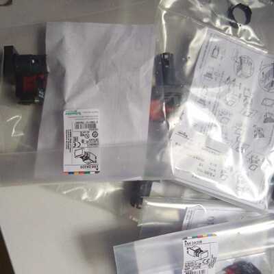 议价Schneider施耐德全新原装正品XCKJ10541H29 现货