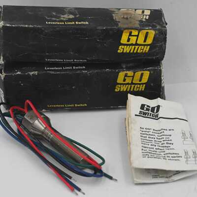 GO SWITCH 73-13524-A1 LEVERLESS LIMIT SWITCH