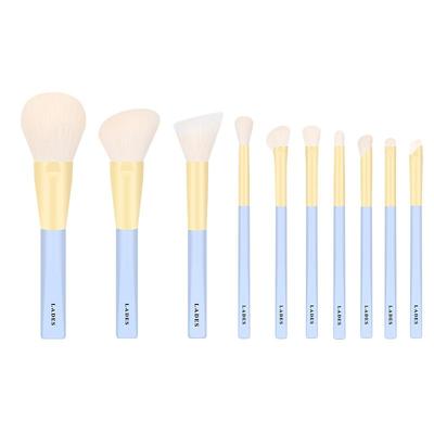 蓝蒂丝水冰月化妆刷柔软亲肤