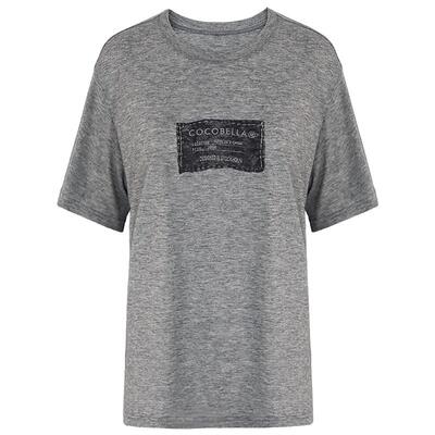 字母印花短袖T恤格雷系穿搭