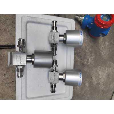 议价3个全新（FITOK）阀，型号：DF6L-RFR8-C