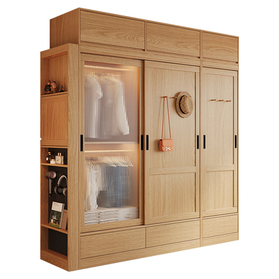 实木推拉门衣柜原木风