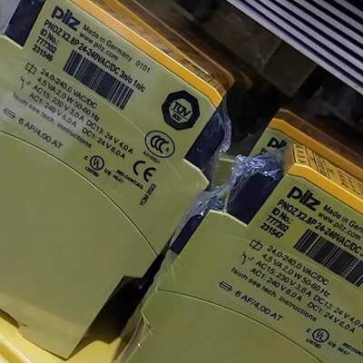 议价PILZ 皮尔兹 PNOZ X2.8P 安全继电器 型号777302 全新现货