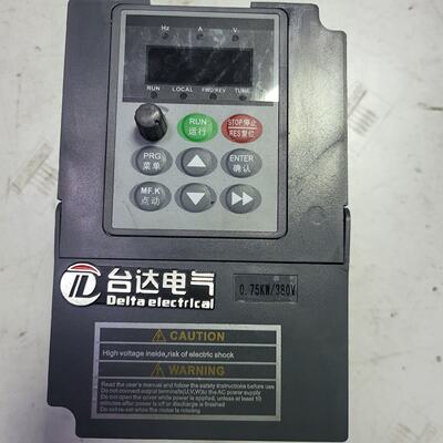 询价-台达变频器1.5KW V8M4T1R5GB ，已上电