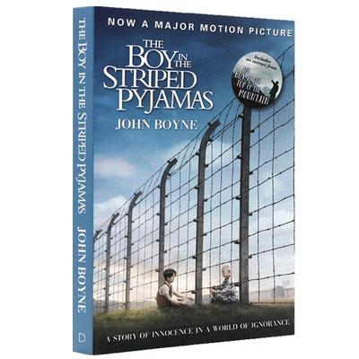 穿条纹睡衣的男孩英文版