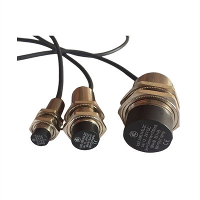 扶梯测速接近开关XS218BLNAL2C