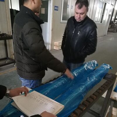 大型重载型螺母旋转型12040滚珠丝杠10040外循环滚珠丝杆