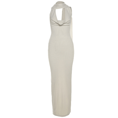 轻熟风性感低胸挂脖式连衣裙