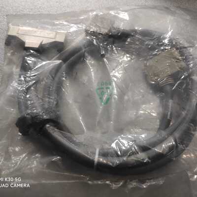 显示器连接线E119932-T/LL84201-F4