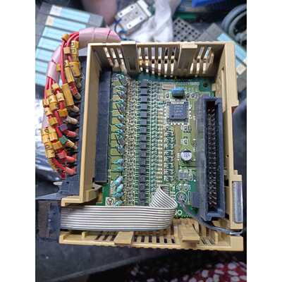 CQM1ID212OC222件一组功能正议价